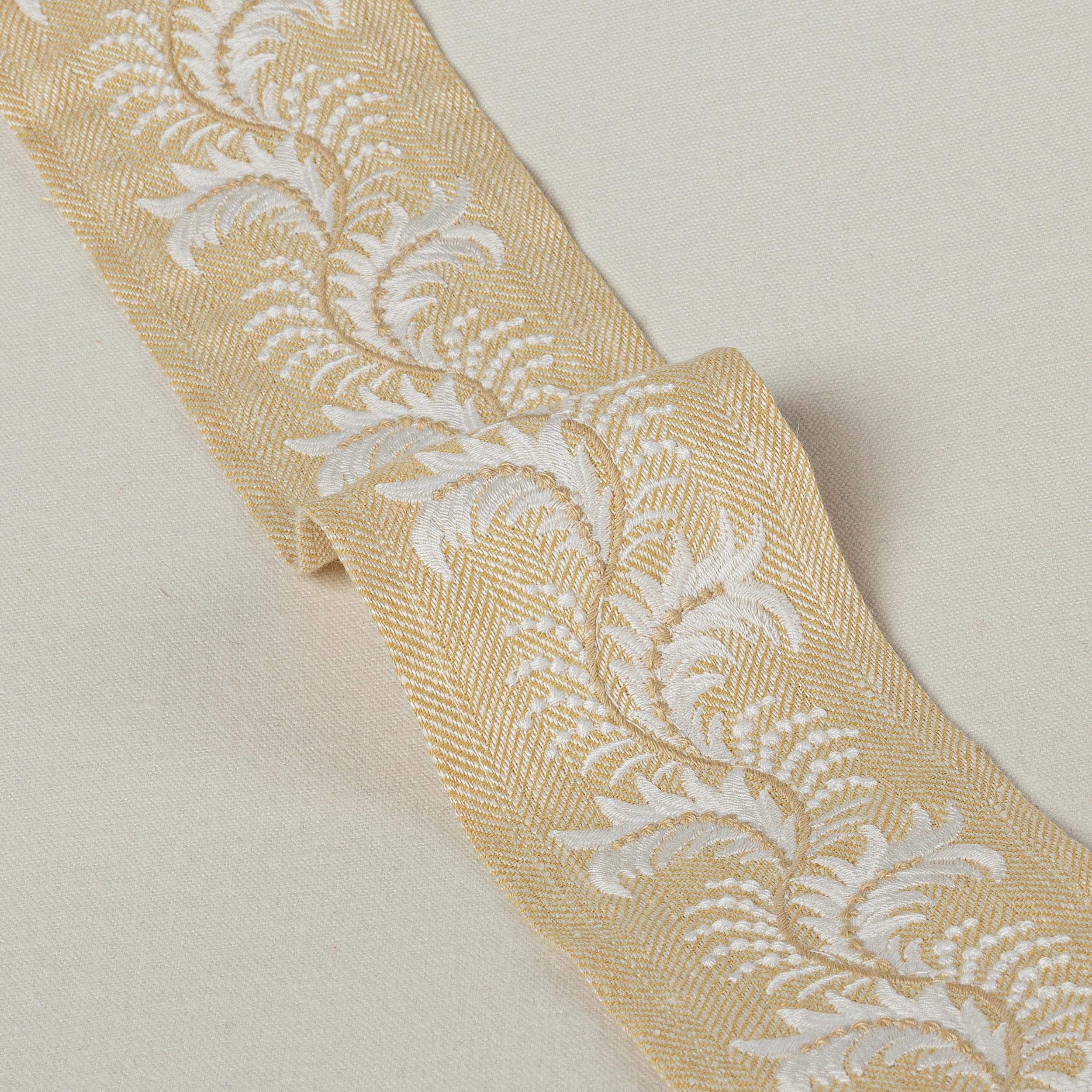 Feather Braid Trimming in Pink by Colefax and Fowler