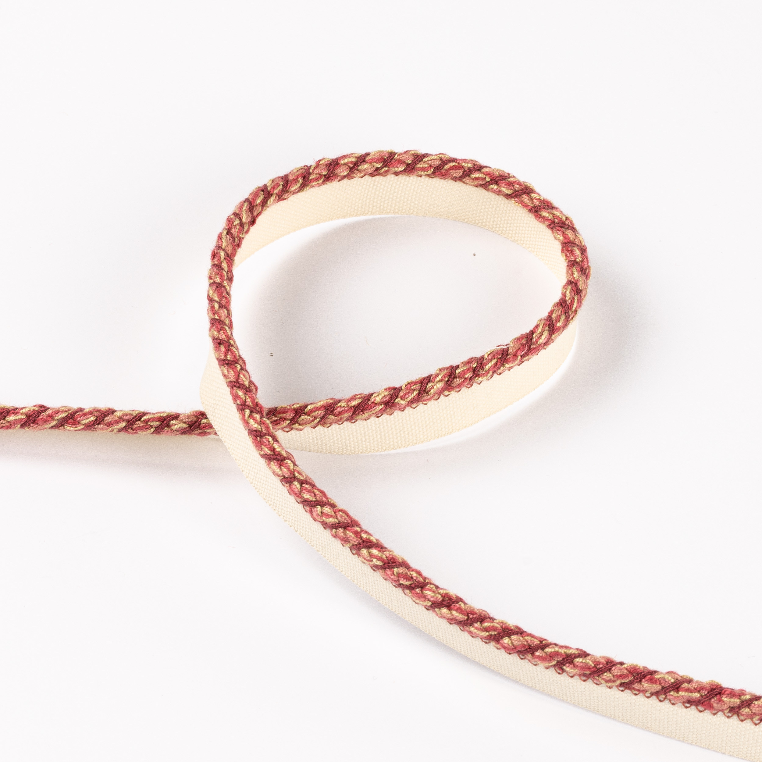 Lansdowne Narrow Rope Trimming in Red by Colefax and Fowler