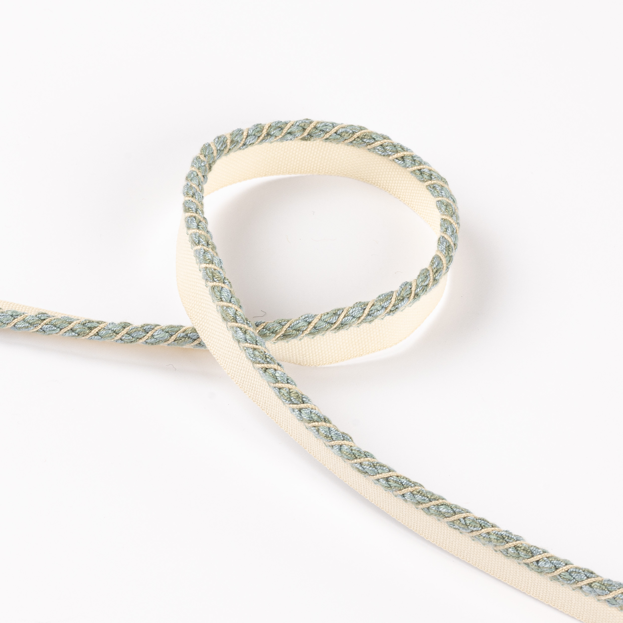 Lansdowne Narrow Rope Trimming in Blue by Colefax and Fowler