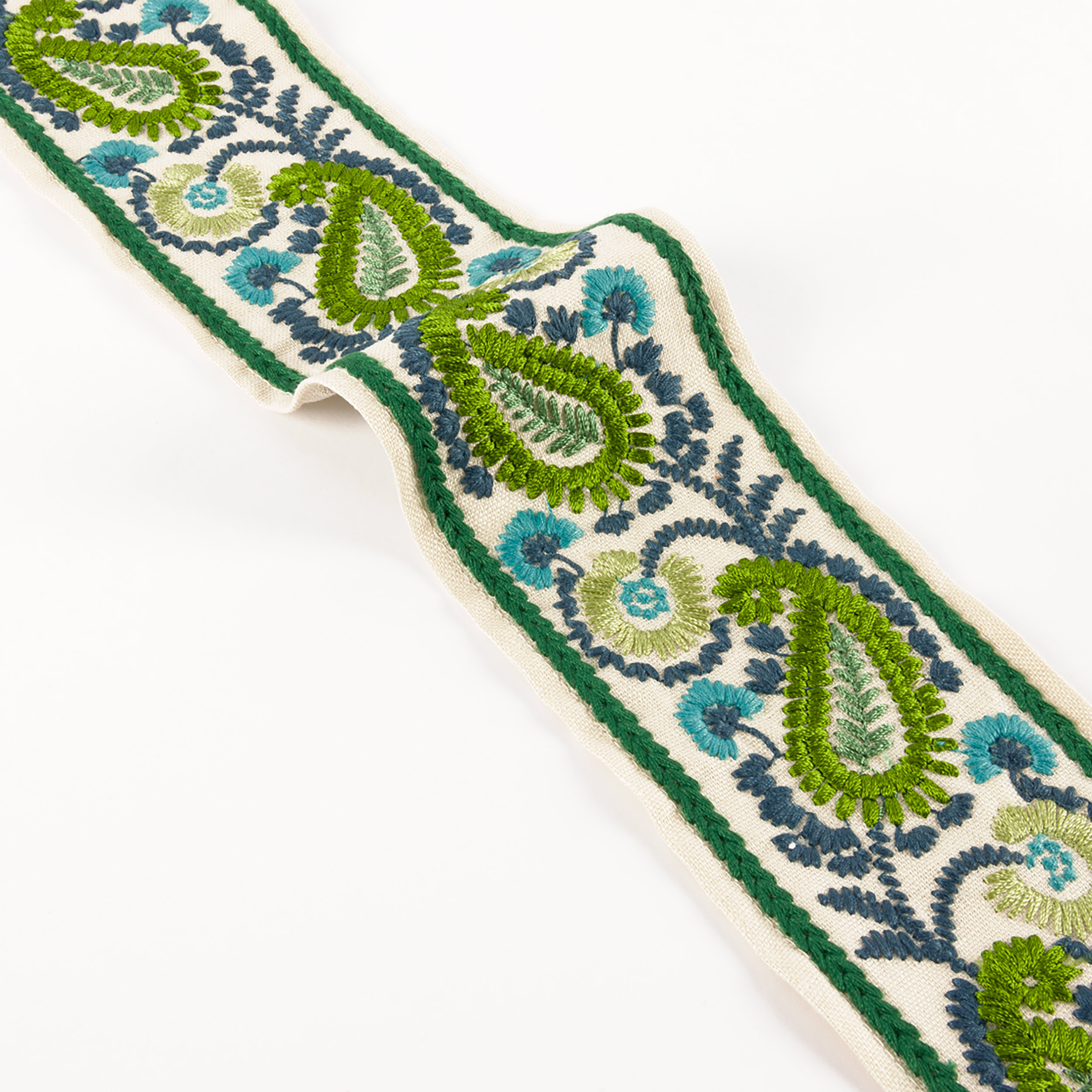 Sati Trimming in Terracotta by Manuel Canovas