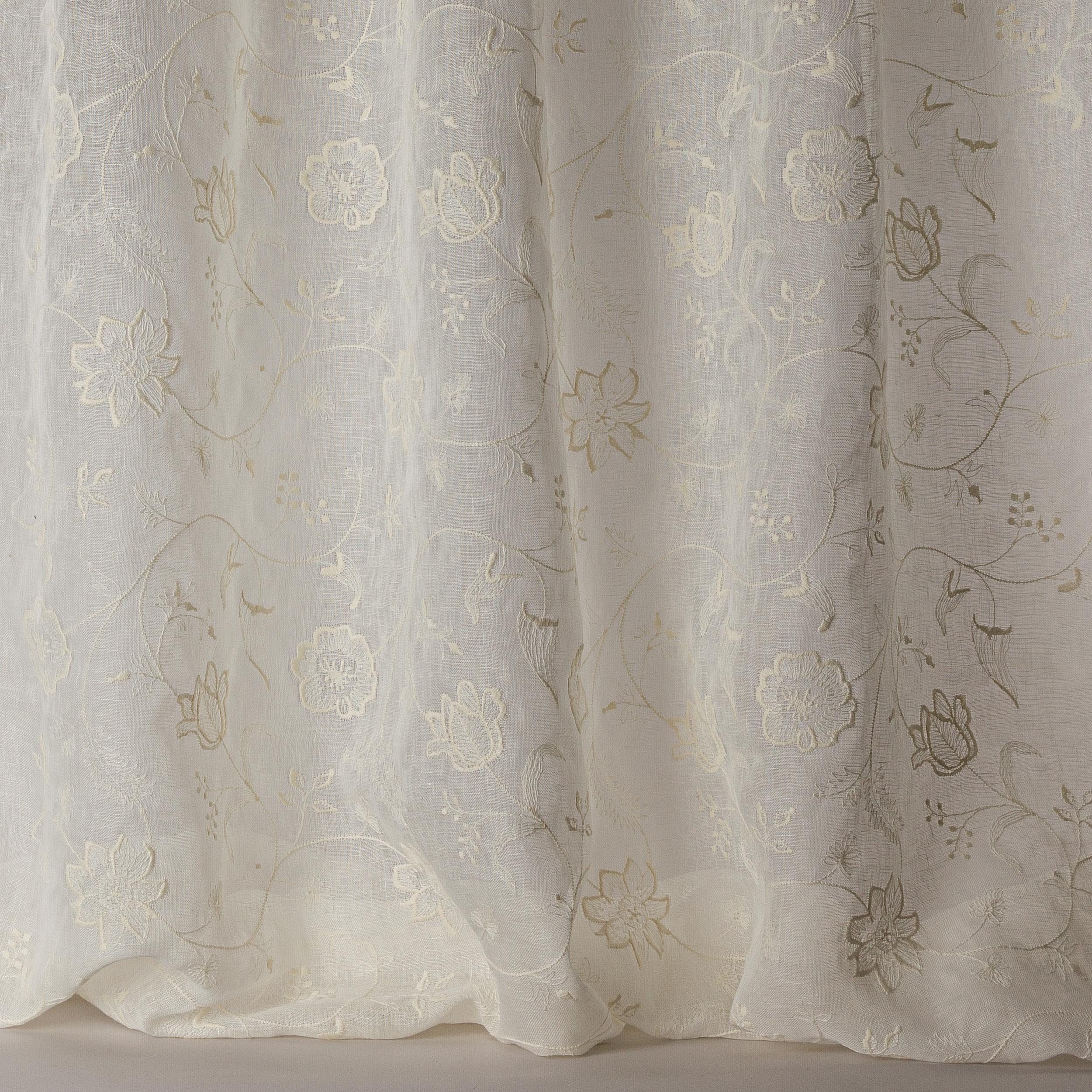 Fairfield Voile Fabric in Ivory by Colefax and Fowler
